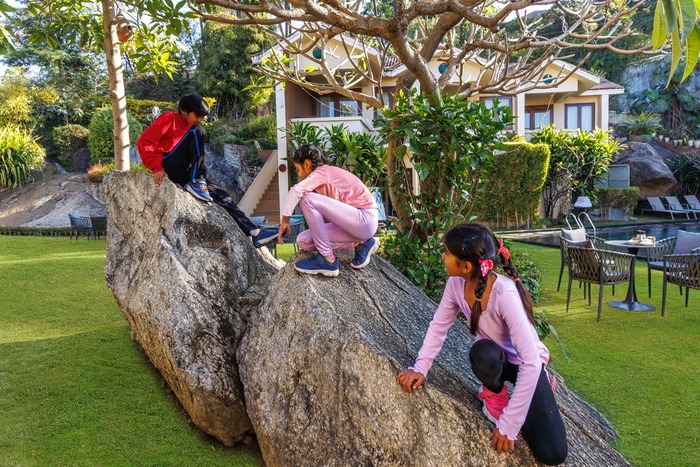 Hotel Hilltone | Hotels in Mount Abu